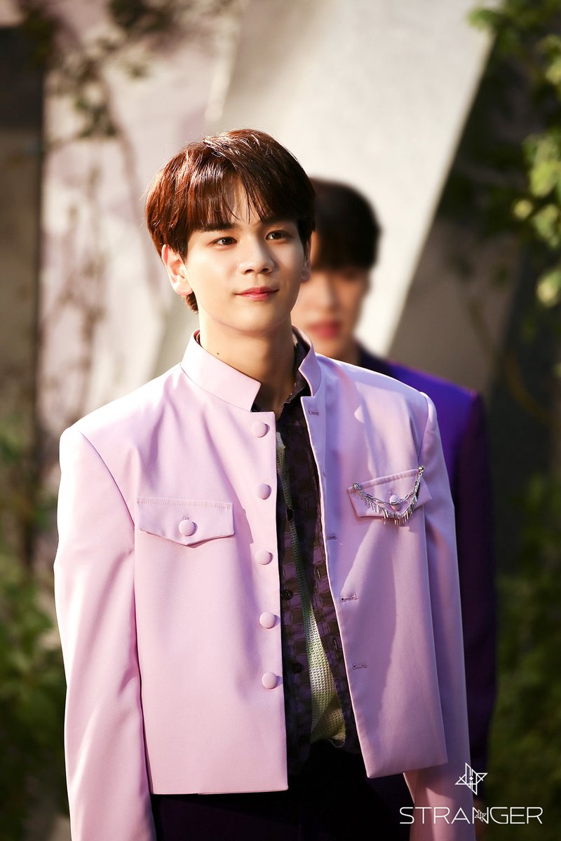 JO1 4TH SINGLE “STRANGER” 特設ページ「SPECIAL」コンテンツ公開 JO1 FC内でもオフショットやMOVIE公開中！ 是非、 - JO1 Fan Club