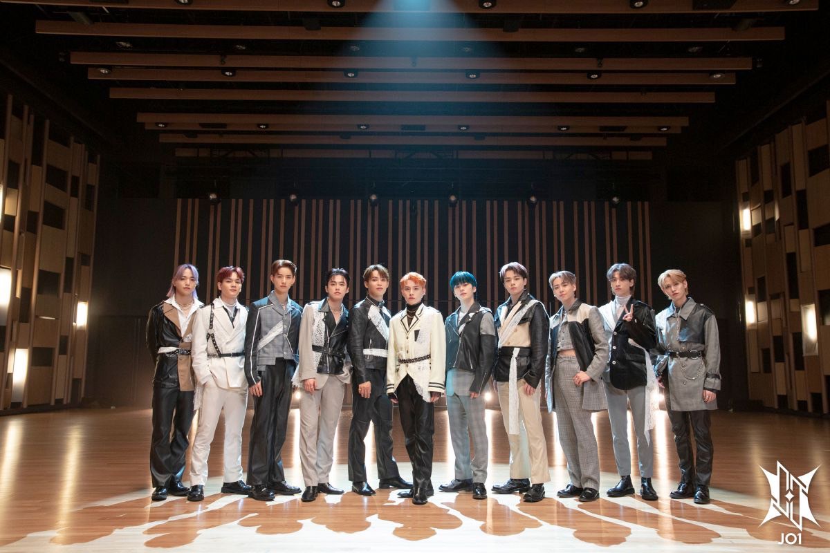 JO1 FCコンテンツ『PHOTO』更新！ “SuperCali” PV Behind Photos JO1公式HP FCコンテンツ 『PHOTO』よりチェッ - JO1 Fan Club